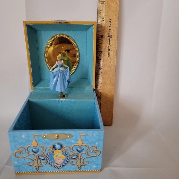Disney | Accessories | Disney Cruise Princess Cinderella Music Jewelry ...